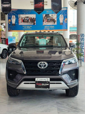Toyota Fortuner Sigma 2021 ( New shape), Lahore